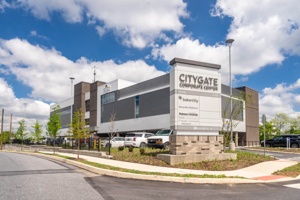 CityGate Corporate Center at 35 Erick Road - Oak Tree Development Group